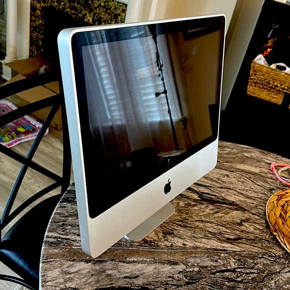 Apple | Computers, Laptops & Parts | Old Imac For Sale Nothing Wrong ...